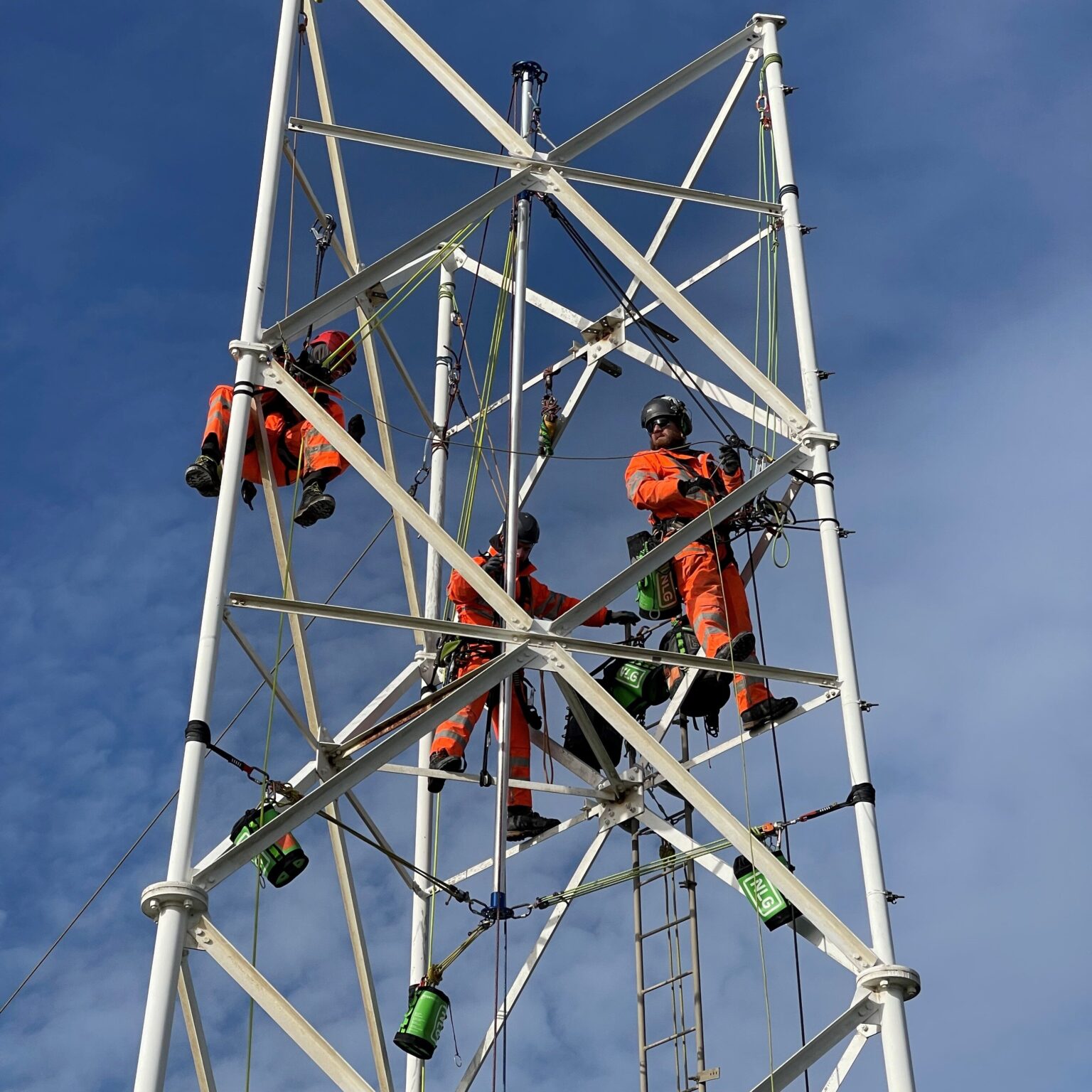 - ACCESS | RIGGING | RESCUE