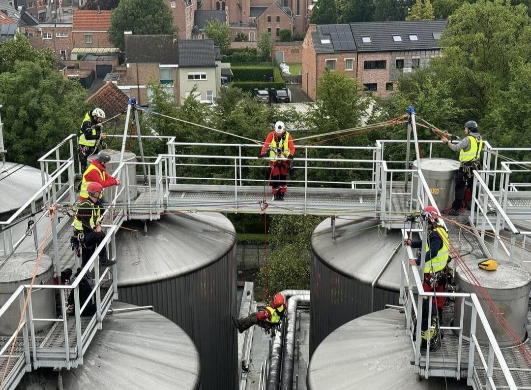 International Training - ACCESS | RIGGING | RESCUE
